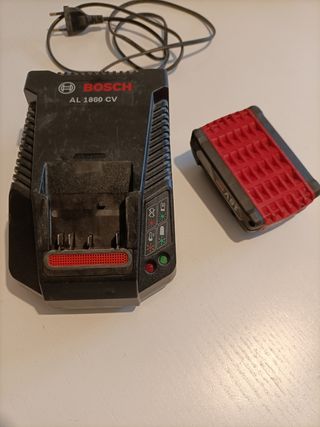 caricabatteria + batteria Bosch