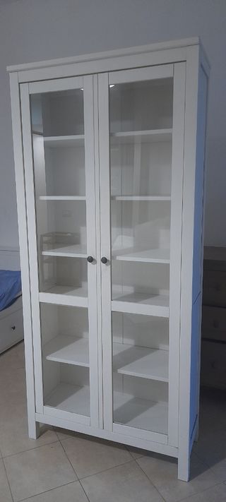 vetrina ikea brimnes credenza