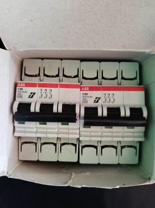 Interruttore ABB S283-K10 3poli