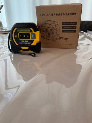 Misuratore Laser e a Nastro 2 in 1