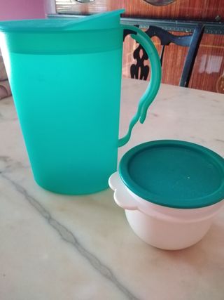 Caraffa e contenitore Tupperware