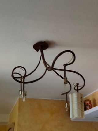 Lampadario in vetro a forma di ramo