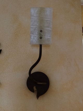 Lampada a muro in vetro