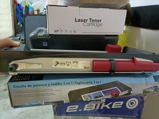 taglia carta da tavolo A4