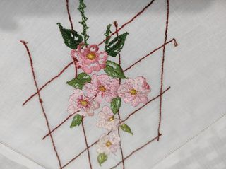 Tovaglietta in bisso di lino