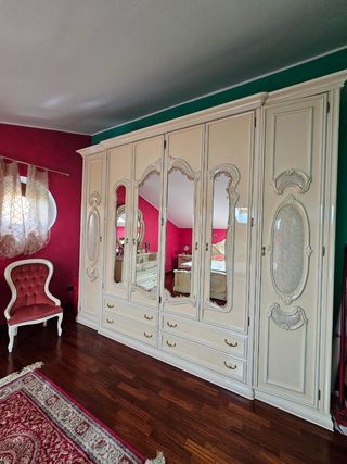 Camera da letto anni '90