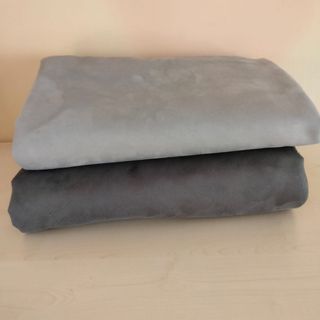 Lotto 2 tessuti effetto alcantara grigio