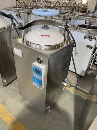 Sterilizzatore autoclave con stampante 100 litri