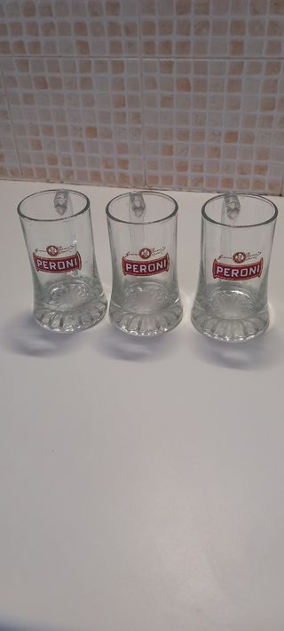3 boccali birra Peroni da 33 cl