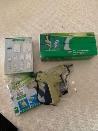 Pistola spara fili completa di fili ed etichette
