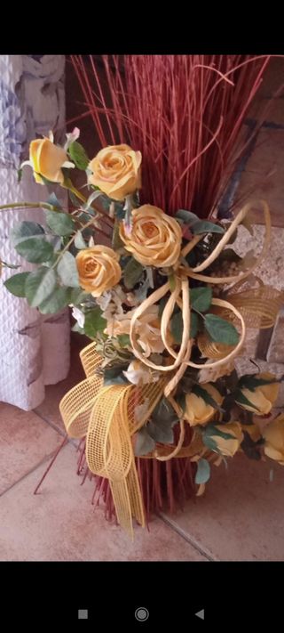 composizione floreale bambù