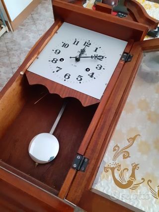 Orologio a pendolo vintage