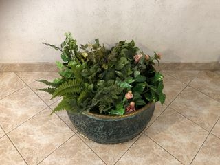 Fioriera in ottone di forma circolare