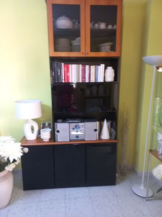 vendo salotto bellissimo suddiviso  in due parti