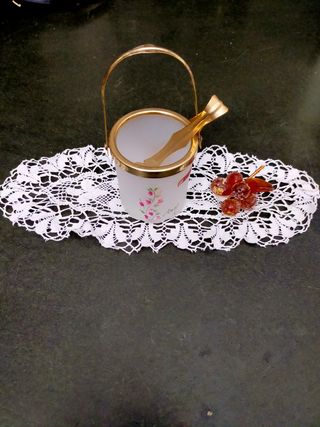 portaghiaccio decorato a mano