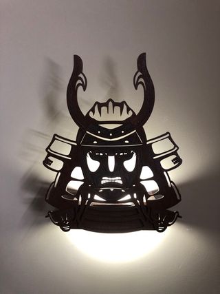 Applique da parete in legno Samurai