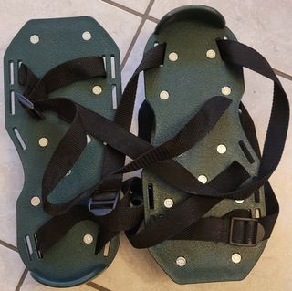 Sottoscarpa chiodata arieggiatore terreno NUOVE