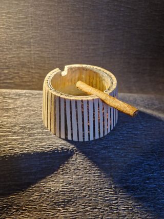 Edgeless Ashtray | Posacenere con bordi smussati