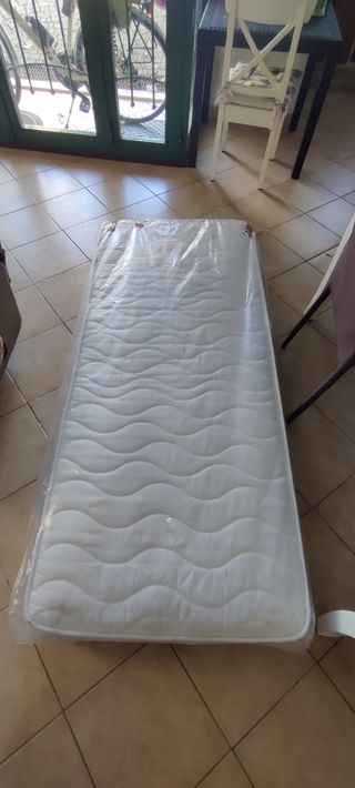 materasso singolo con molle