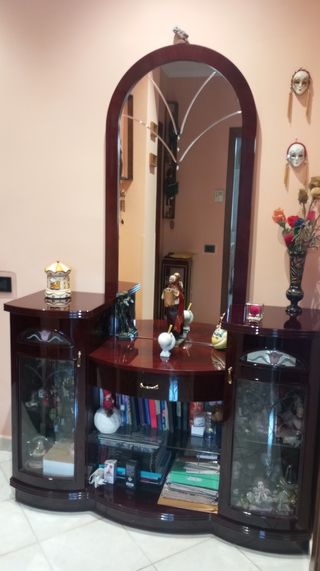 Mobile entrata in mogano