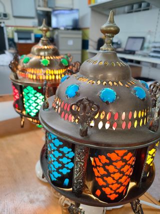 coppia lampade colorate