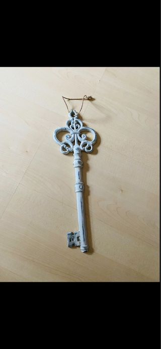 Chiave grande decorativa nuova