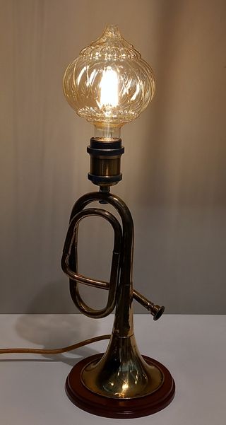 Tromba Lampada vintage retro da tavolo
