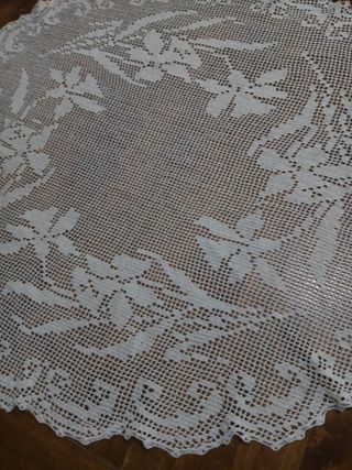 tondo centrotavolo a uncinetto a mano