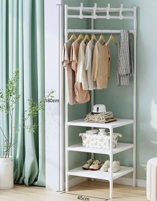 appendiabiti con mensole