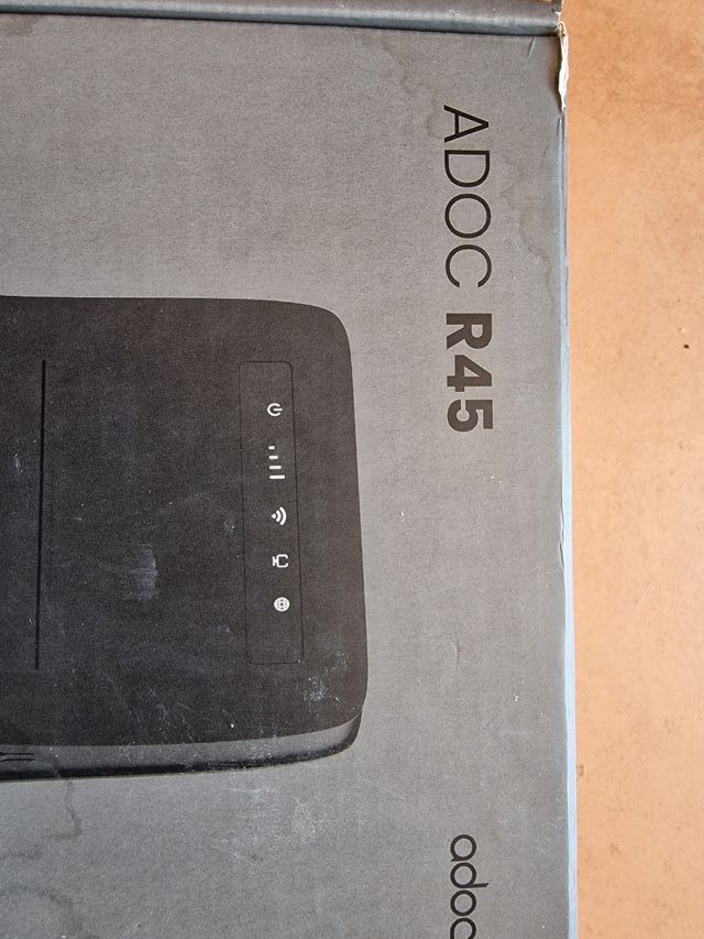 ROUTER 4G ADOC R45 de segunda mano por 40 EUR en Oropesa en WALLAPOP