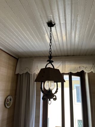 Coppia di lampadari in rame