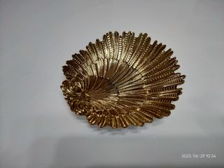 Posacenere a forma di conchiglia di Enzo Miccio