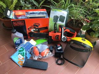 motosega per potatura e accessori per il giardino