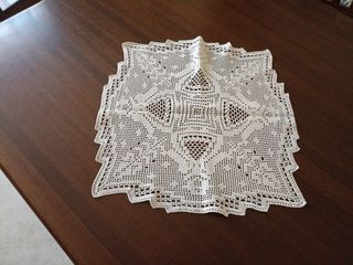 Centro tavola all'uncinetto