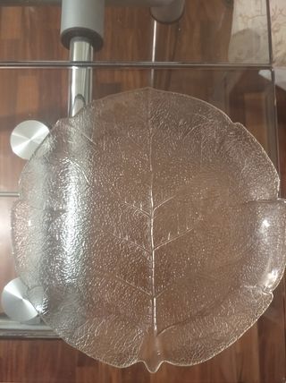 piatto in vetro foglia