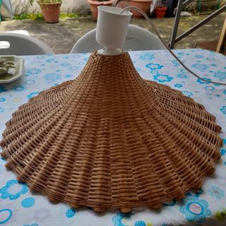 Lampadario in vimini