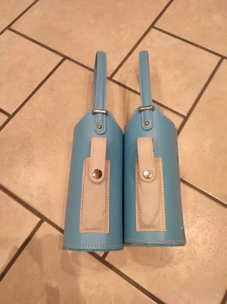 portabottiglie in similpelle azzurro