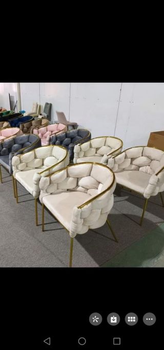 Bellissime sedie 70x50x73
VARI colori
150€ 1Pz.
SP