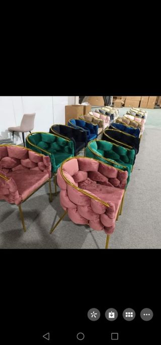 Bellissime sedie 70x50x73
VARI colori
150€ 1Pz.
SP