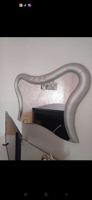 specchio imbottitura pelle