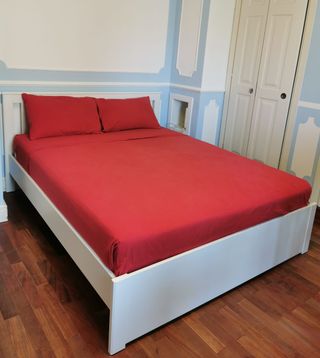 Letto matrimoniale con doghe
