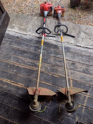 N° 2 Decespugliatori e un rasaerba