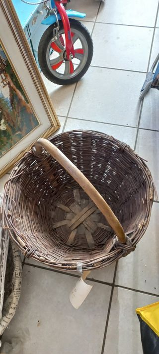 Grandi  ceste vecchie fatte a mano