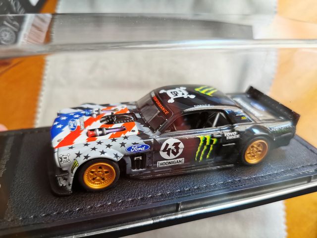 Ford Mustang Hoonicorn Ken Block 1:43 de segunda mano por 119,99 EUR en ... Ford Mustang Hoonicorn Ken Block 1:43 de segunda mano por 119,99 EUR en ...