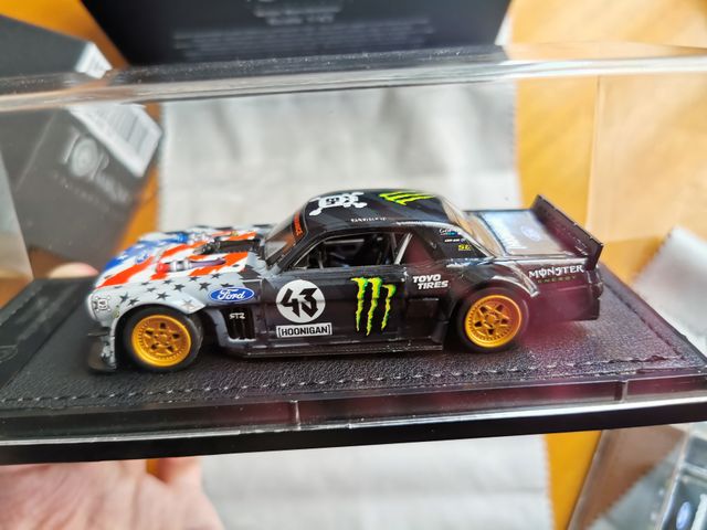 Ford Mustang Hoonicorn Ken Block 1:43 de segunda mano por 119,99 EUR en ... Ford Mustang Hoonicorn Ken Block 1:43 de segunda mano por 119,99 EUR en ...