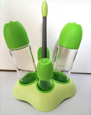 Oliera Biesse completa Vetro E Plastica verde.
Nuo