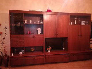 Parete attrezzata in legno massello