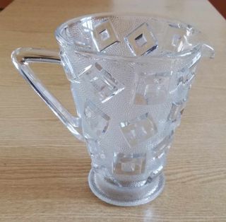 Brocca caraffa con design originale