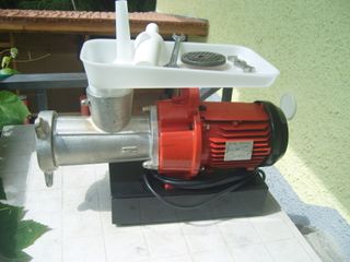 TRITACARNE SEMIPROFESSIONALE