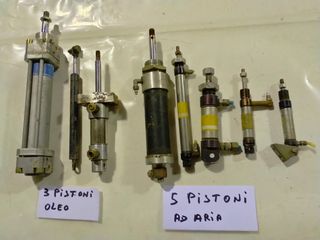 Stock di 8 Pistoni